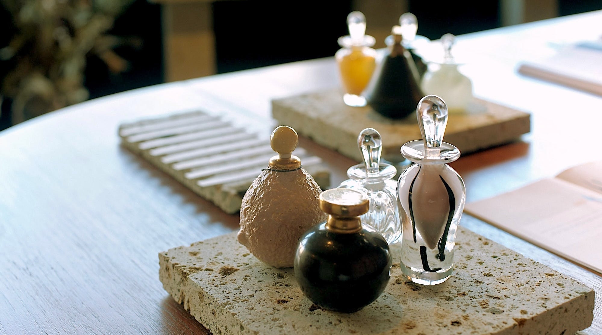 キュリオノワール 香水瓶受注会のご案内 – Remedy apothecary & objects